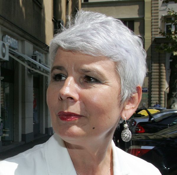 Kosor traži smjenu konzula optuženog za silovanje