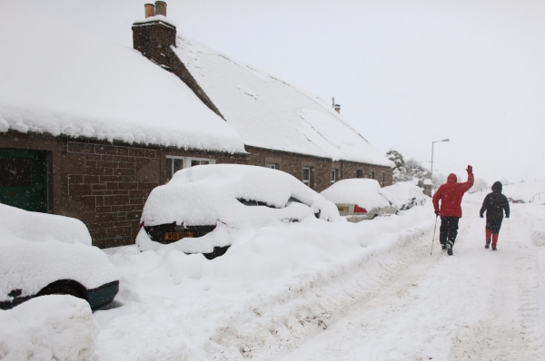 U Srbiji zbog snijega proglašeno izvanredno stanje