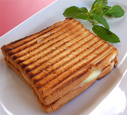 Savršeni tost pecite 216 sekundi